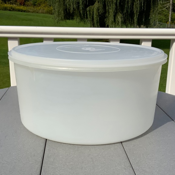 Tupperware | Kitchen | Vintage Tupperware Large Huge Round 2245 Lid ...